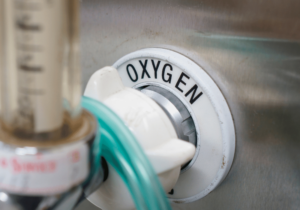 What Are First Aid Oxygen Supplies | CPR Depot USA