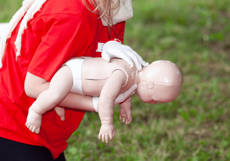 Adult VS Child Choking Training: Key Differences You Need to Know | CPR ...